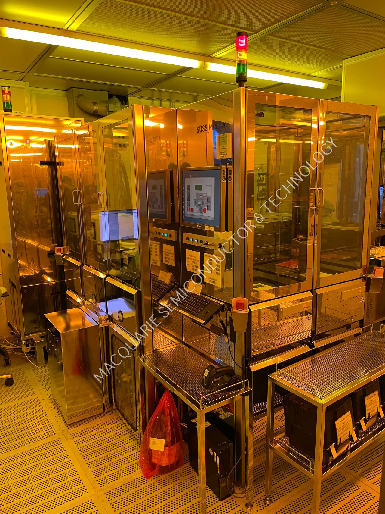 Resist Processing Equipment | Linear Wafer Tracks (Resist Coater ...