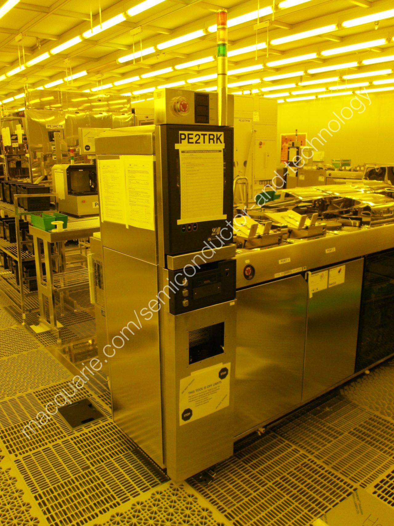 Resist Processing Equipment | Linear Wafer Tracks (Resist Coater ...