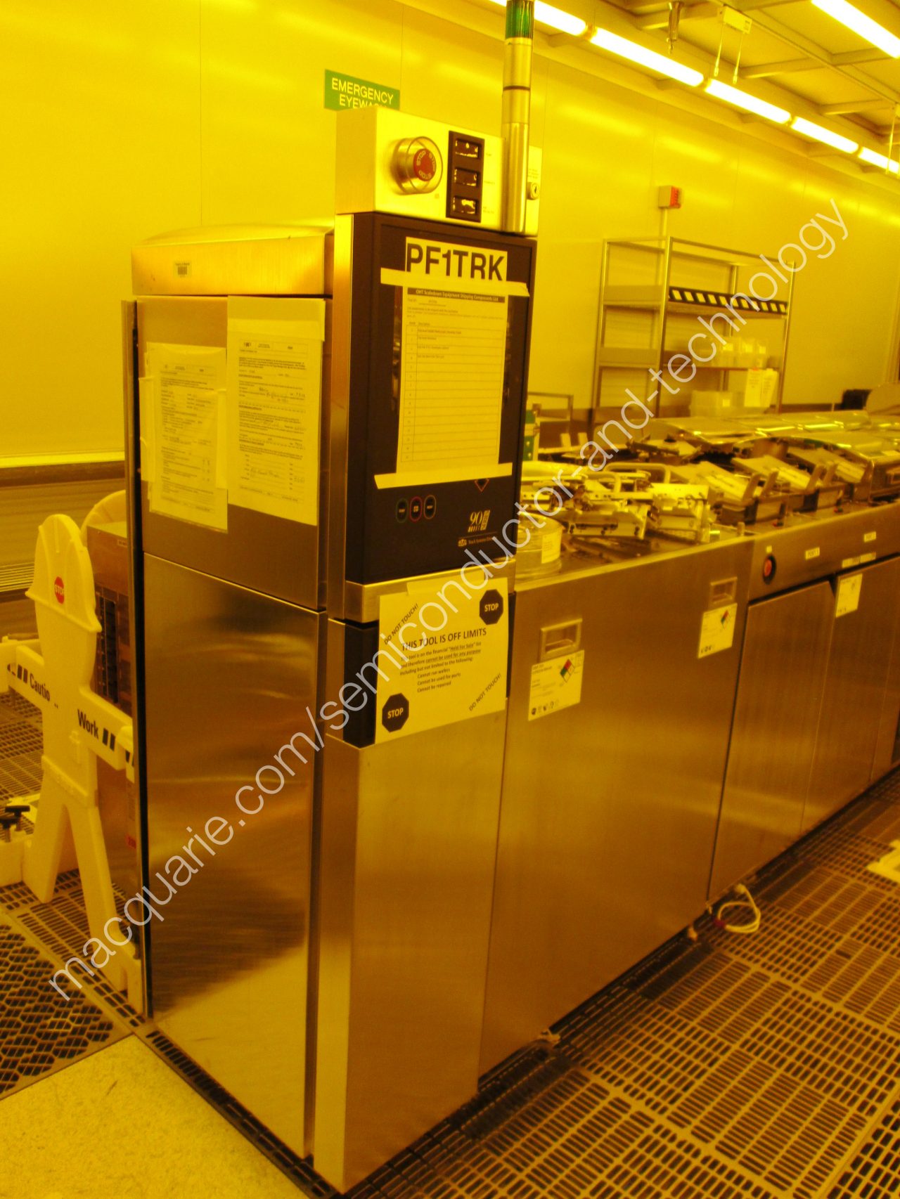 Resist Processing Equipment | Linear Wafer Tracks (Resist Coater ...