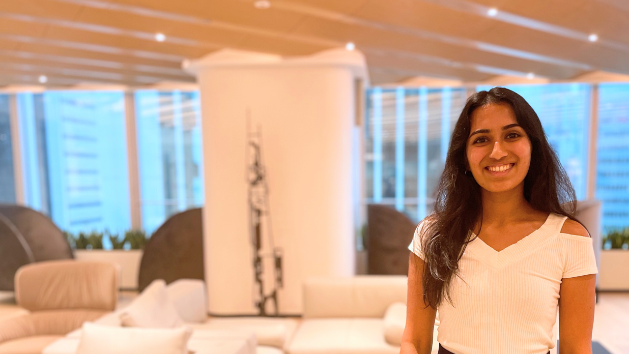 Vinella Mendonca：从技术支持到股票销售